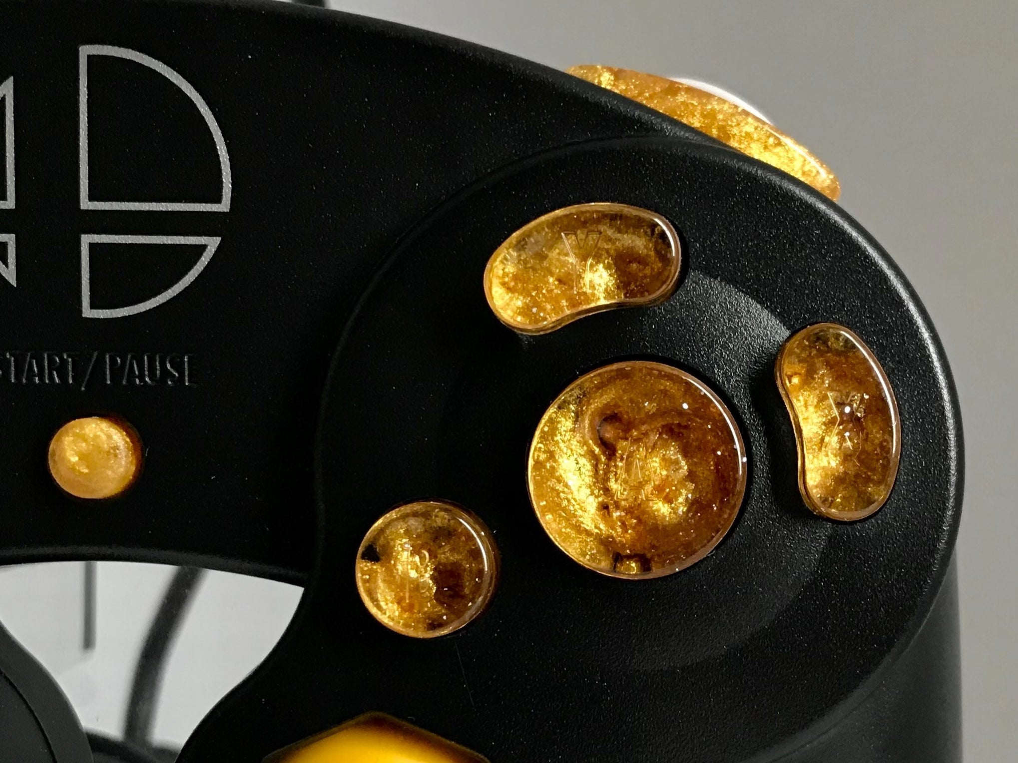 Brilliant Gold Nebula Gamecube Buttons (MADE TO ORDER) – Señor Retro